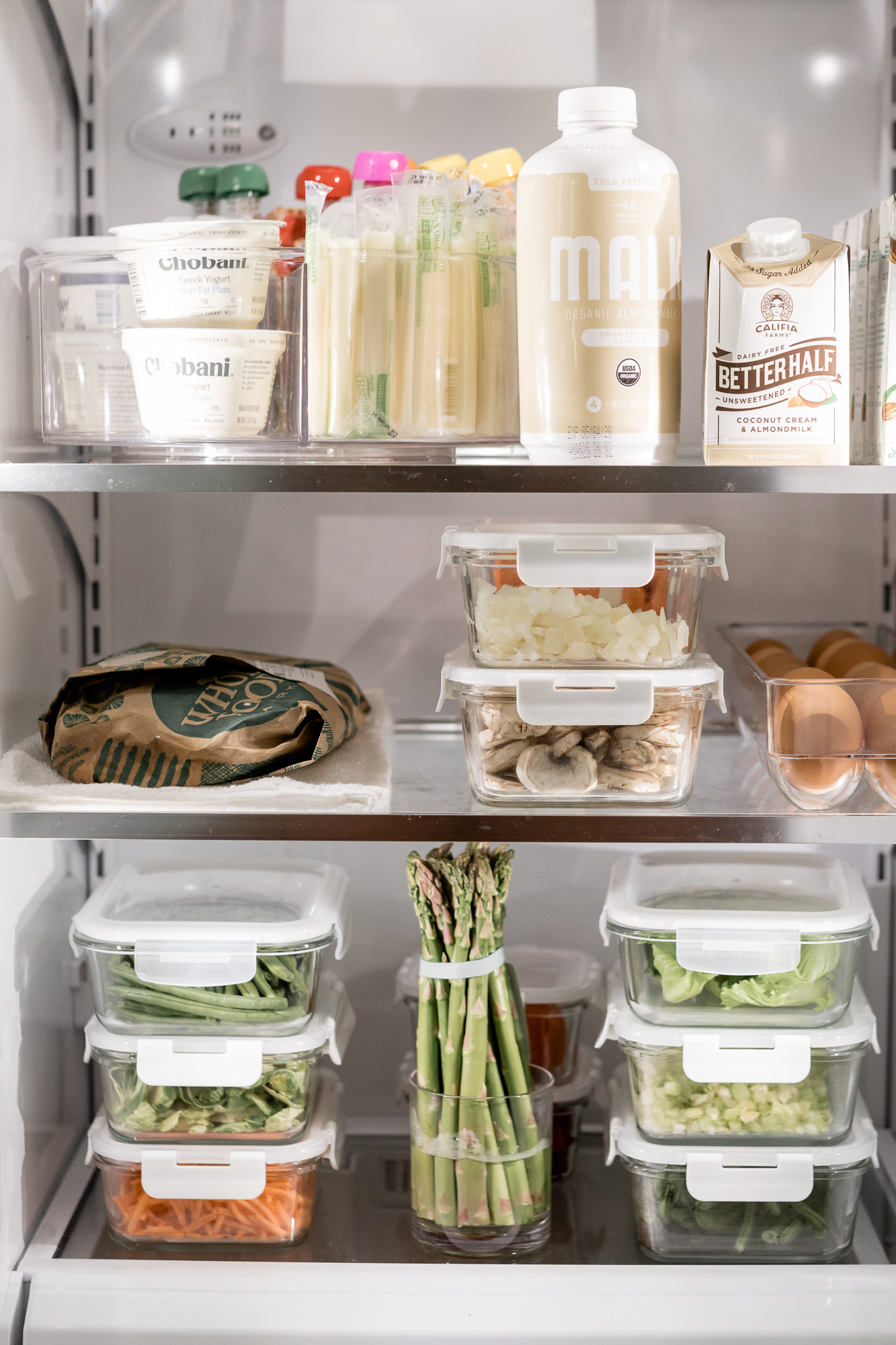 A Step-By-Step Guide on How I Organized Our Fridge | The Teacher Diva ...