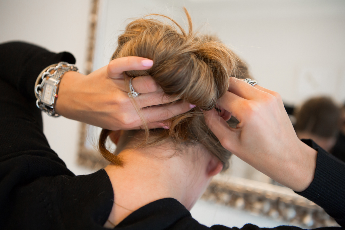 Messy Chignon Hair Tutorial | The Teacher Diva: a Dallas Fashion Blog ...