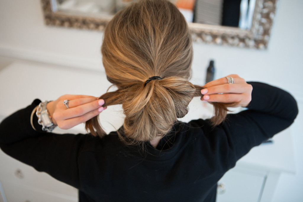 Messy Chignon Hair Tutorial | The Teacher Diva: a Dallas Fashion Blog ...